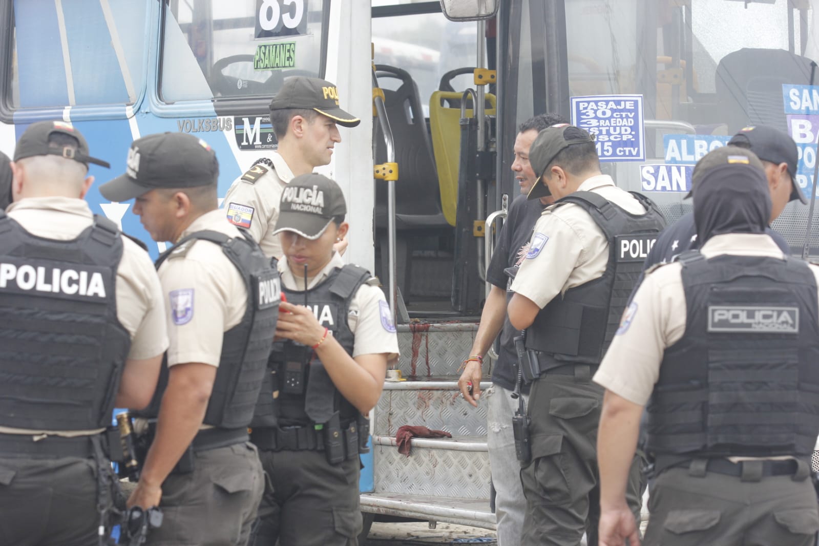 Conductor y controlador de bus asesinados en Guayaquil: ¿qué motivó el ...