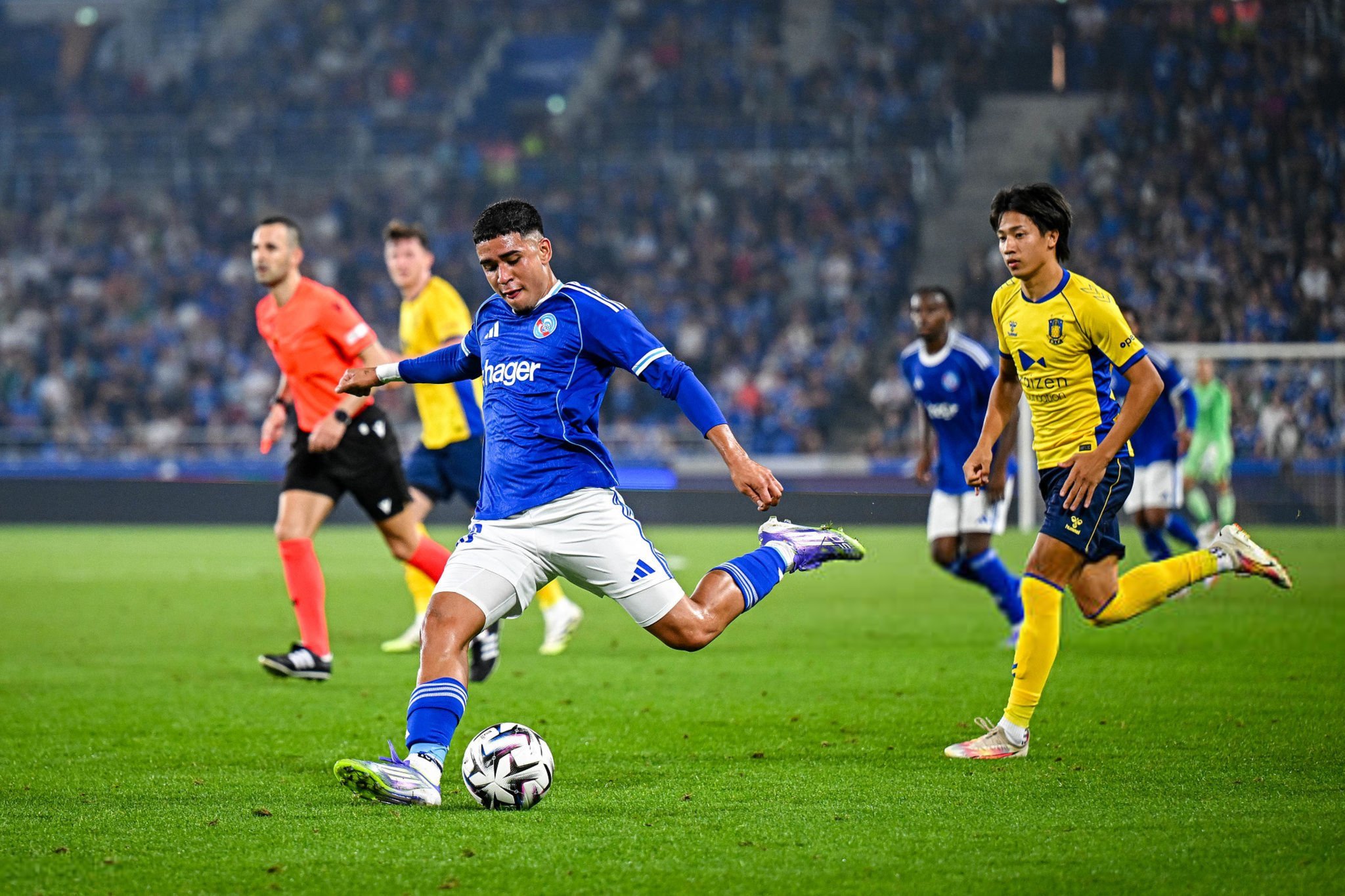 Kendry Páez: Así fue su debut en torneo europeo internacional