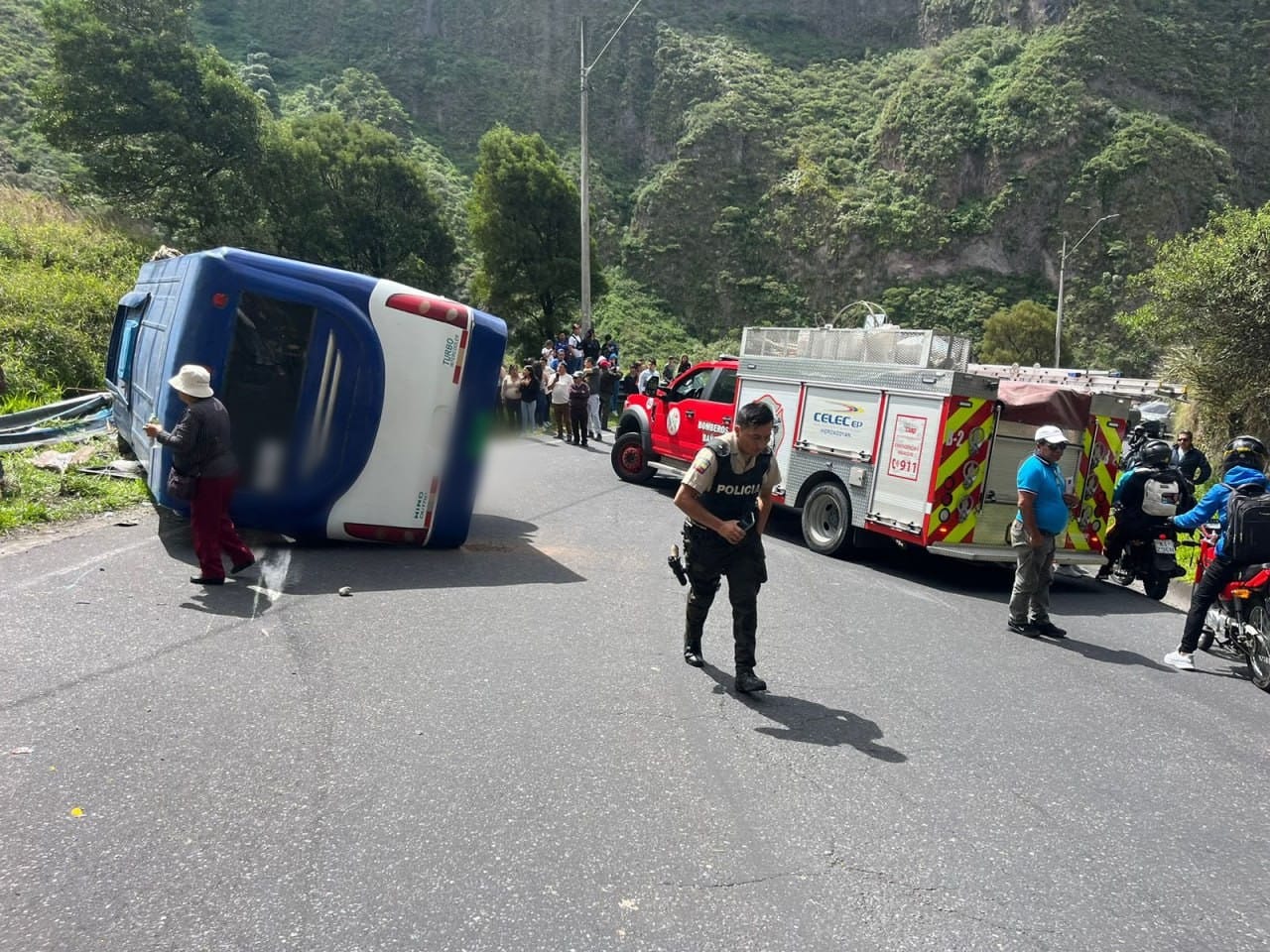 Baños: turistas heridos y “bolsiqueados” tras brutal accidente en Las ...