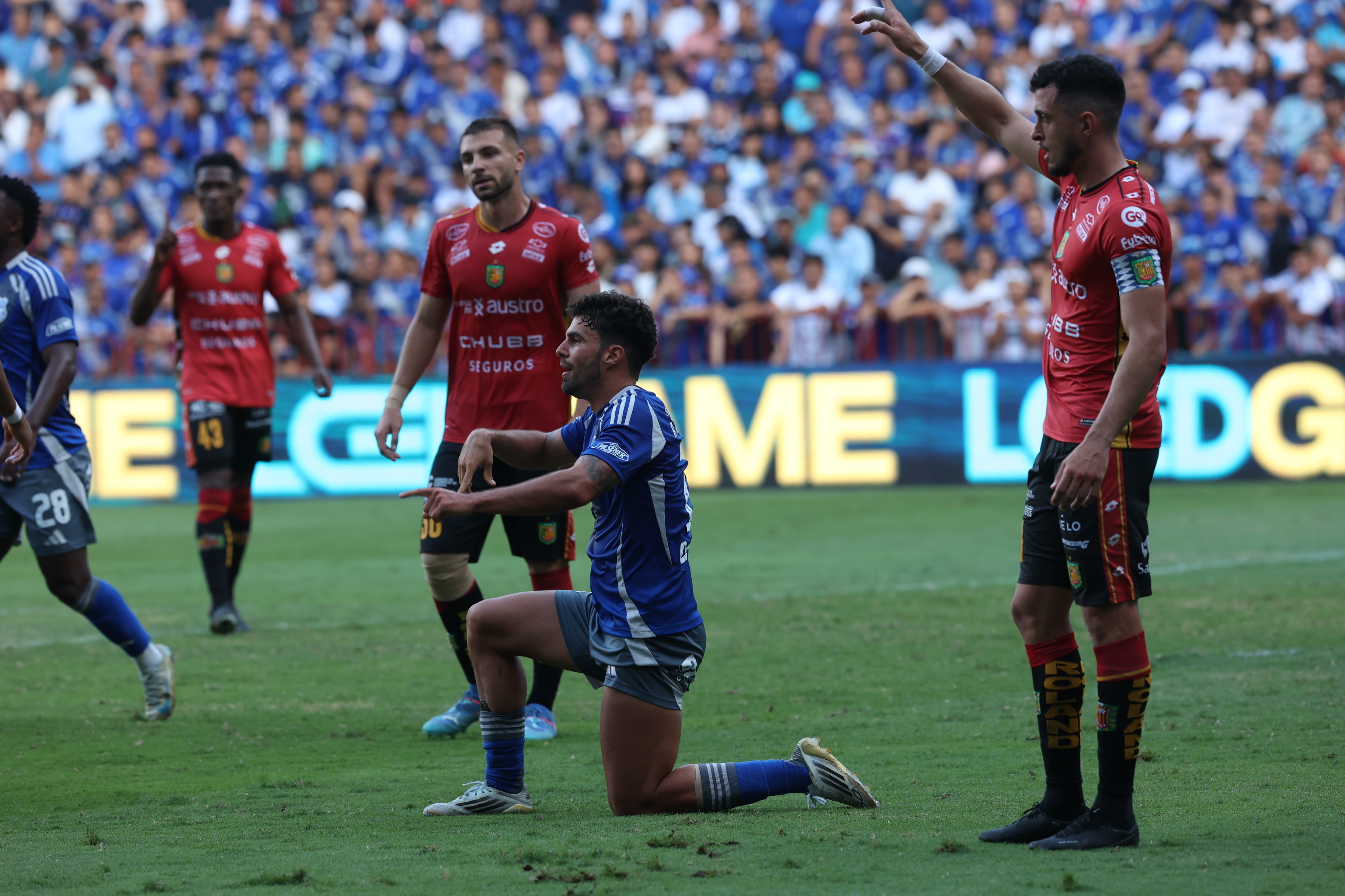 Emelec vs Deportivo Cuenca: Hora y dónde ver EN VIVO el partido por ...