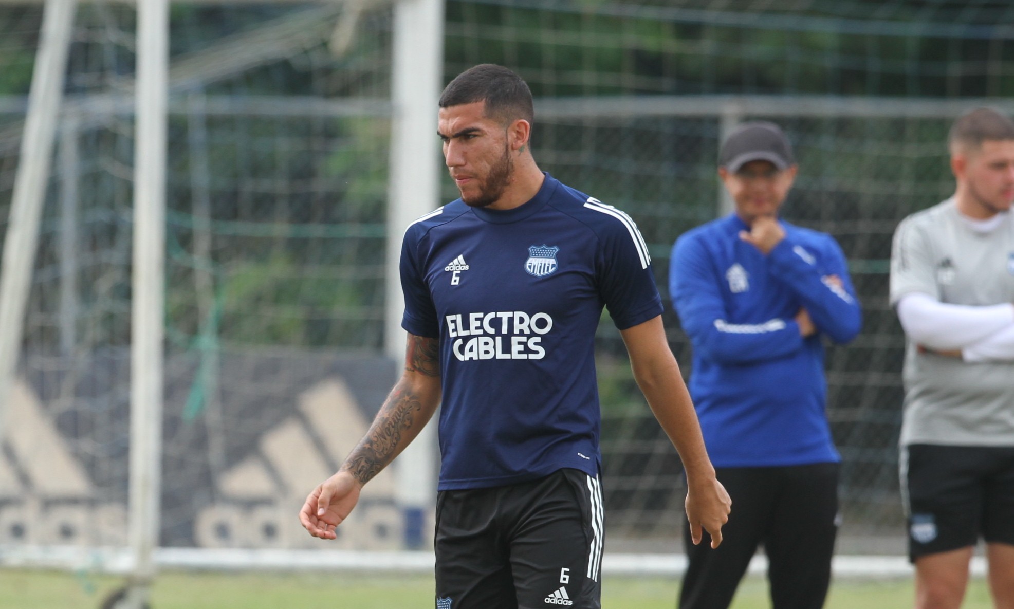 Jorge Guzmán: "Leandro Vega hizo trampa, quería volver a Emelec y no ...