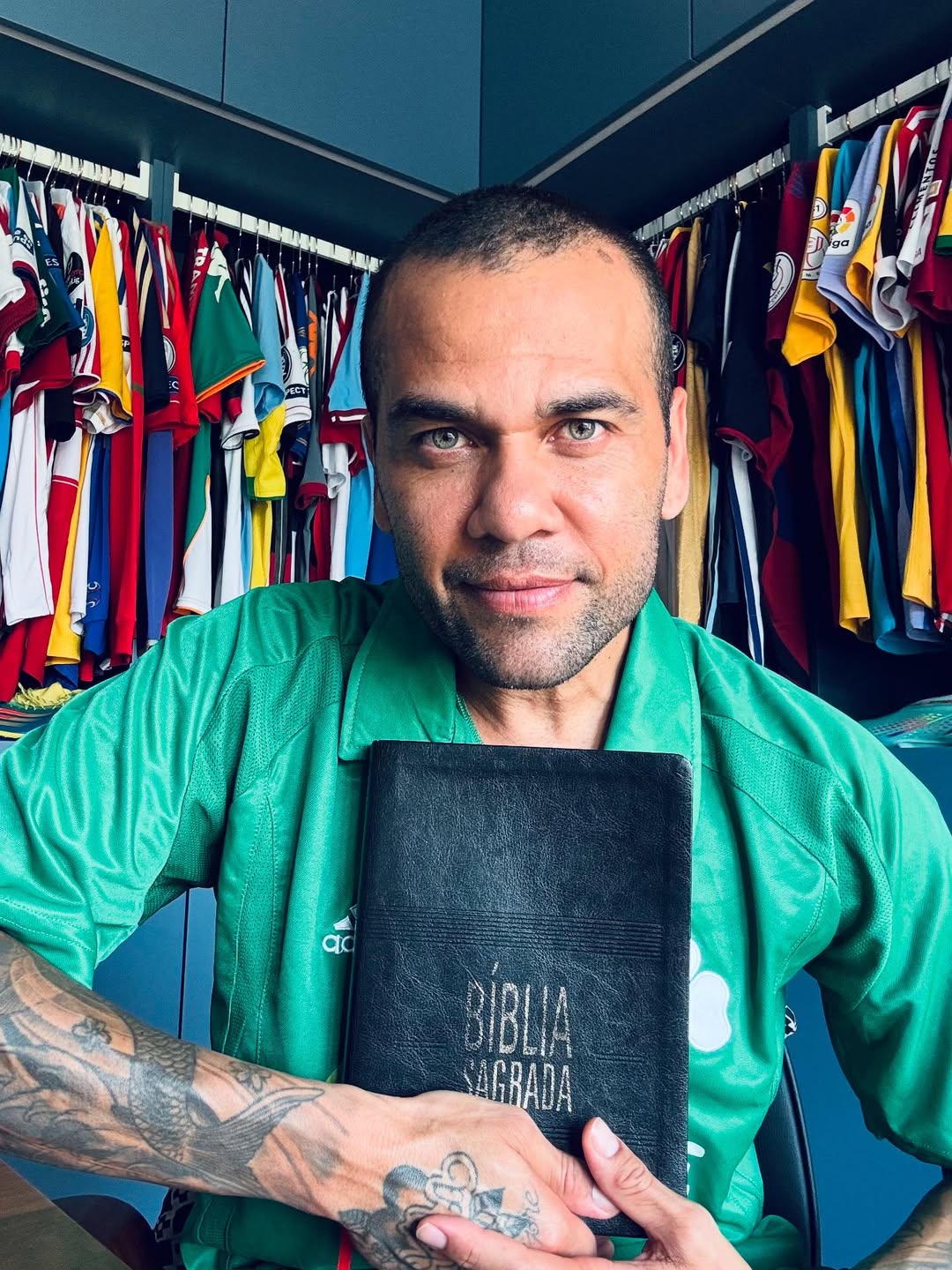 Dani Alves: del dolor a la fe, el renacer de un campeón que encontró a Dios