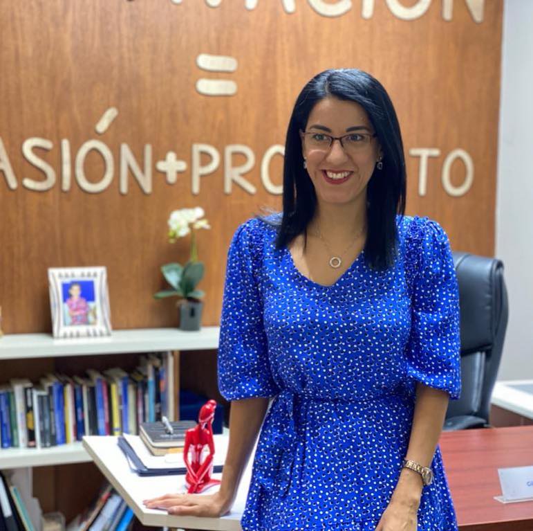 Nueva ministra de Educación: Gilda Alcívar reemplaza a Alegría Crespo ...