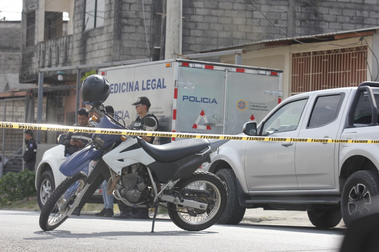 Sicarios persiguieron y asesinaron a un joven en Pascuales, en Guayaquil