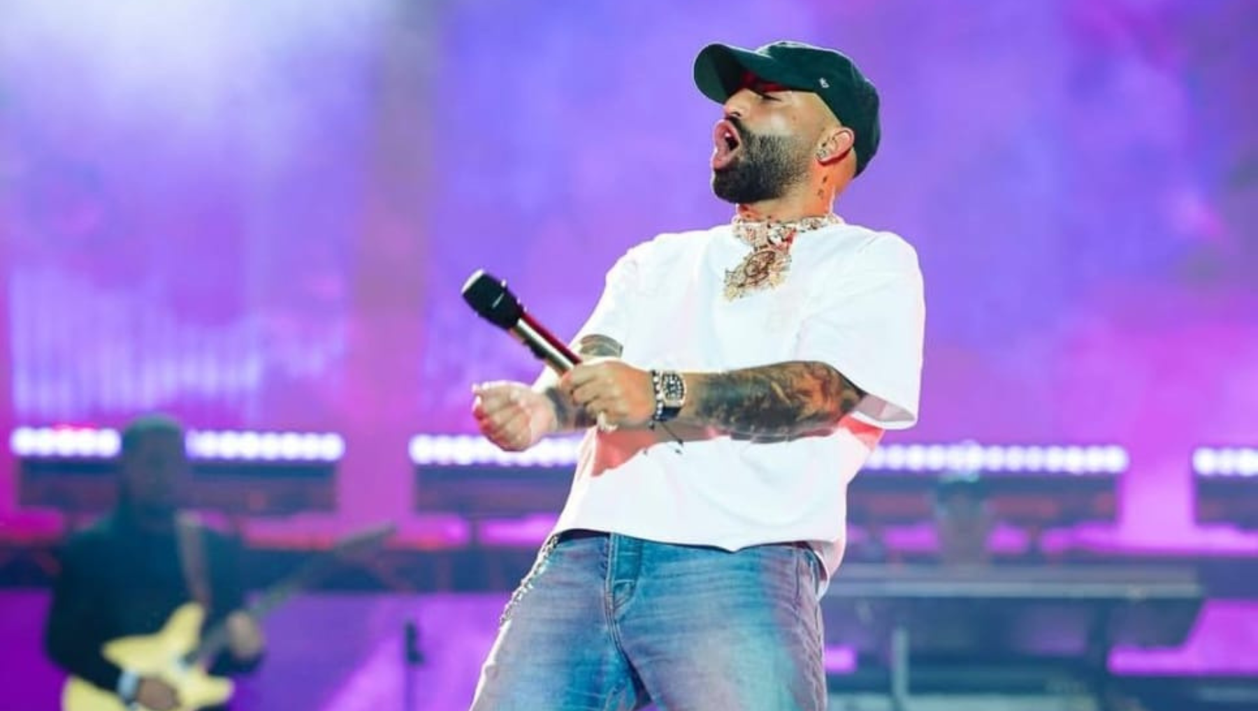 Arcángel revela el tracklist de 'La 8va Maravilla' y anuncia temas con ...