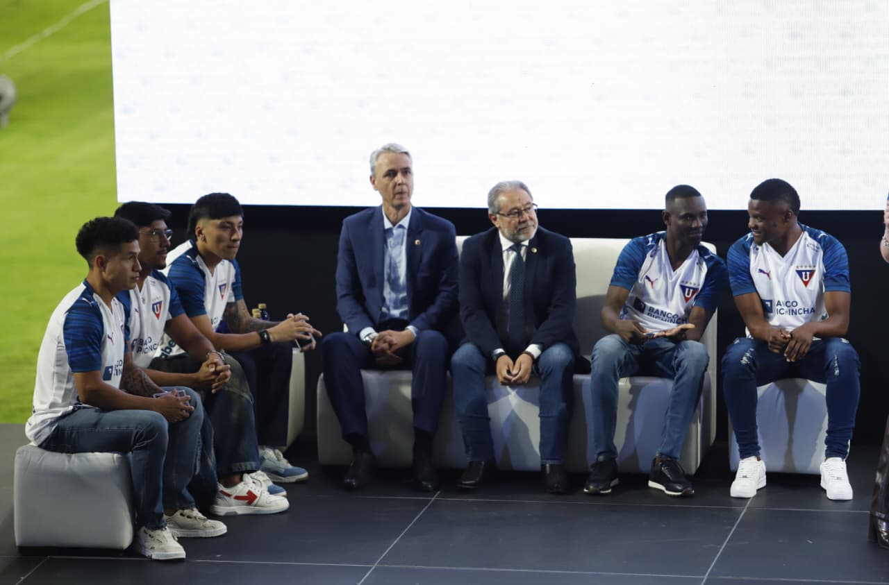 Liga de Quito presentó a sus refuerzos para la temporada 2026 con una ...