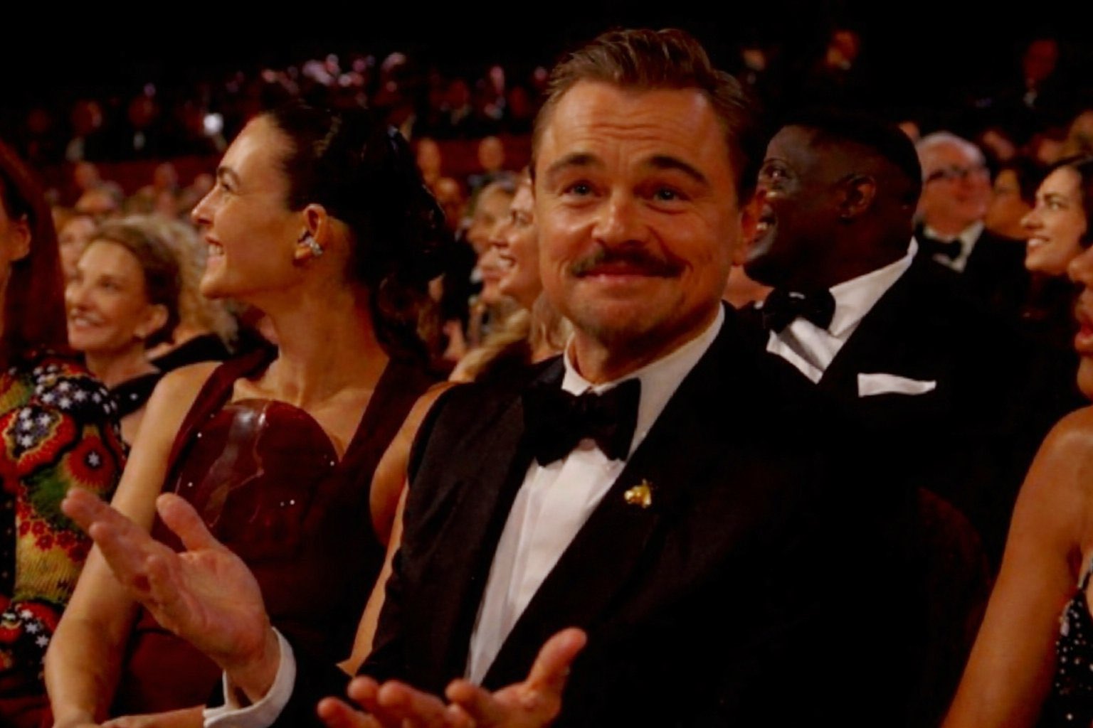 Leonardo DiCaprio es coronado como el 'Rey de los memes' en los Premios ...